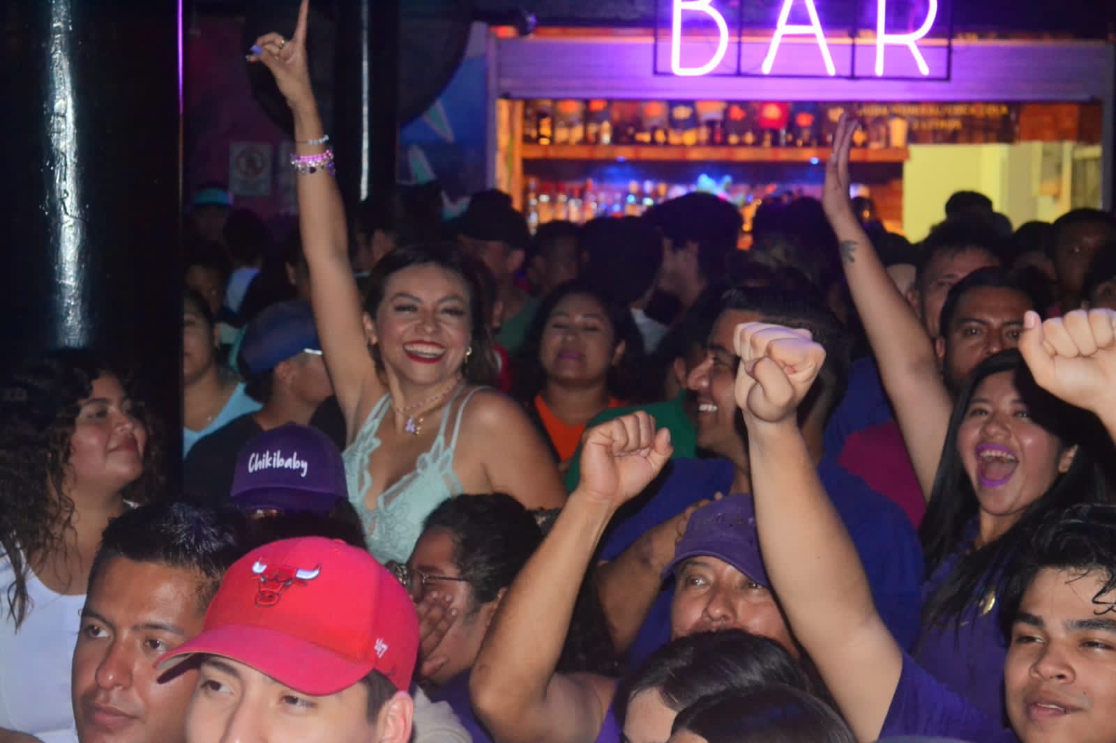 Chikibaby arrasa en los boteos del fin de semana (+fotos) | Fusión 90.1 ...