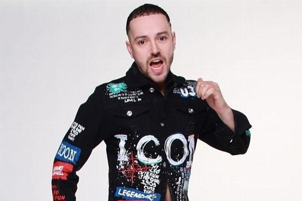 ¡Escandala! Revelan que Pee Wee está casado con su manager Pepe Rincón ...