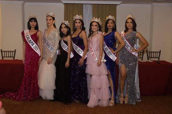 Designan y coronan a reinas de belleza Teen Mexicana Veracruz 2023 ...